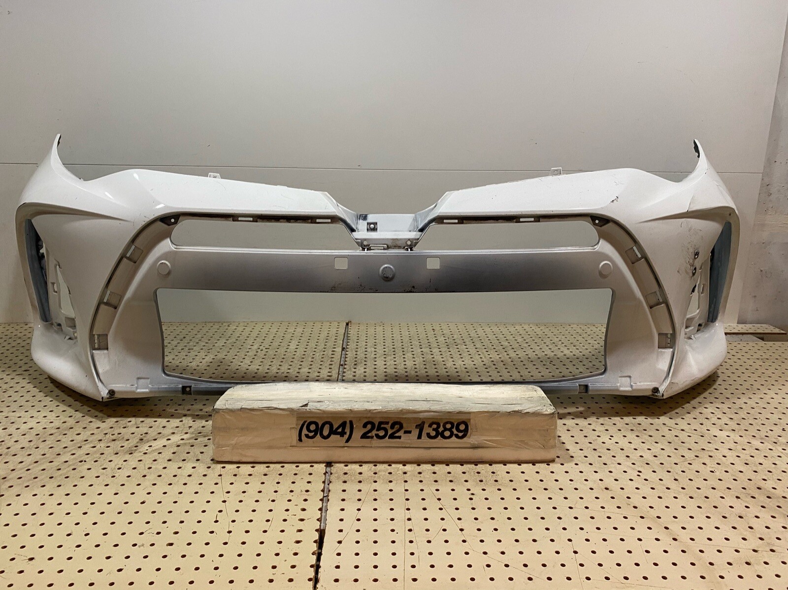 OEM 2017-2018 Toyota Corolla SEX SE Front Bumper Cover READ THE ...