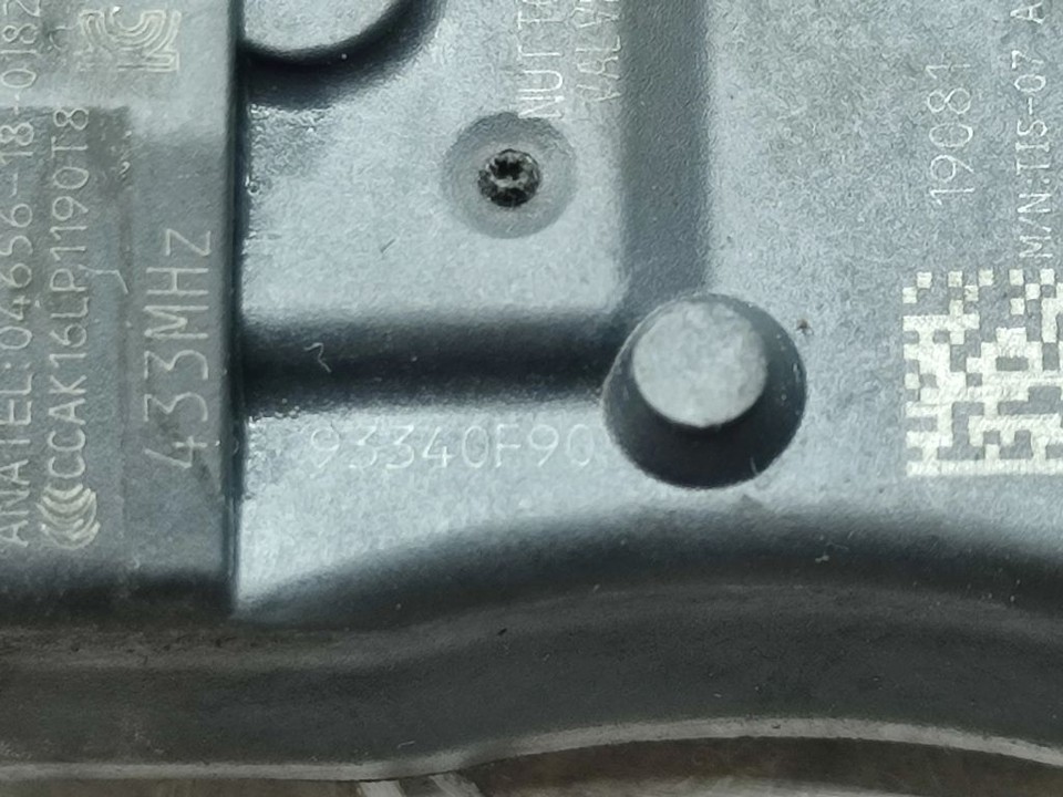 BMW 2 F45 2019 Tire pressure sensor 33340F90 SAU60901 | eBay