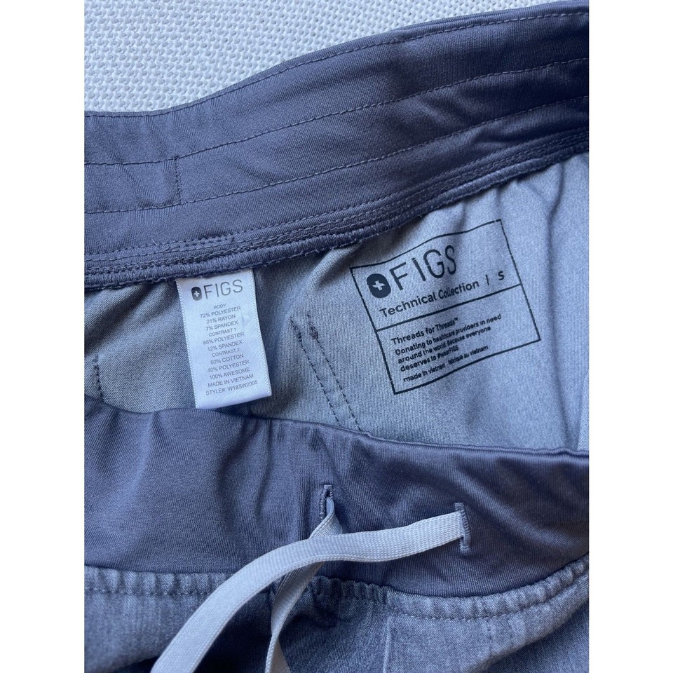 FIGS Grey Scrub Set Small Casma Three-Pocket Top Zamora Jogger Pants | eBay