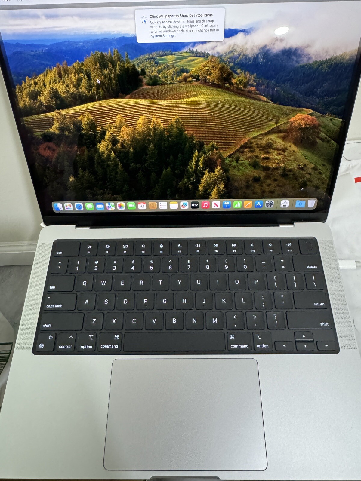 A8 Apple MacBook Pro 2023 14" 512gb M3 Pro 18GB A2992 Silver 3 Cycles ...