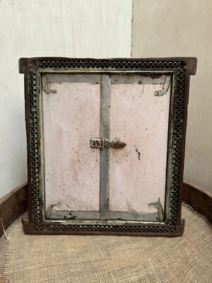 Windows, Sashes & Locks - Wall Hang