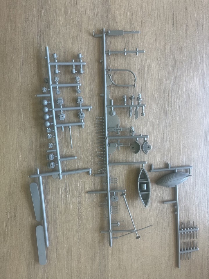 Lindberg U.S.S. Carronade Inshore Fire Support Ship 1:170 Model Kit ...