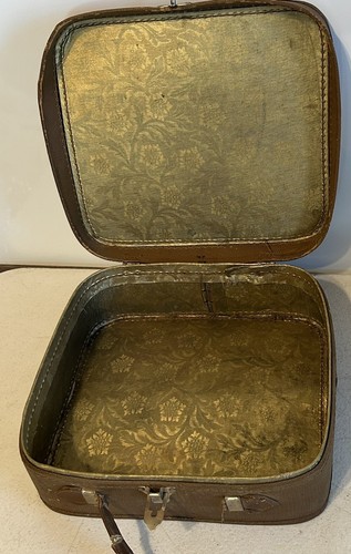 Vintage Brown Leather With Golden Cloth Train Makeup Case Suitcase g8 ...