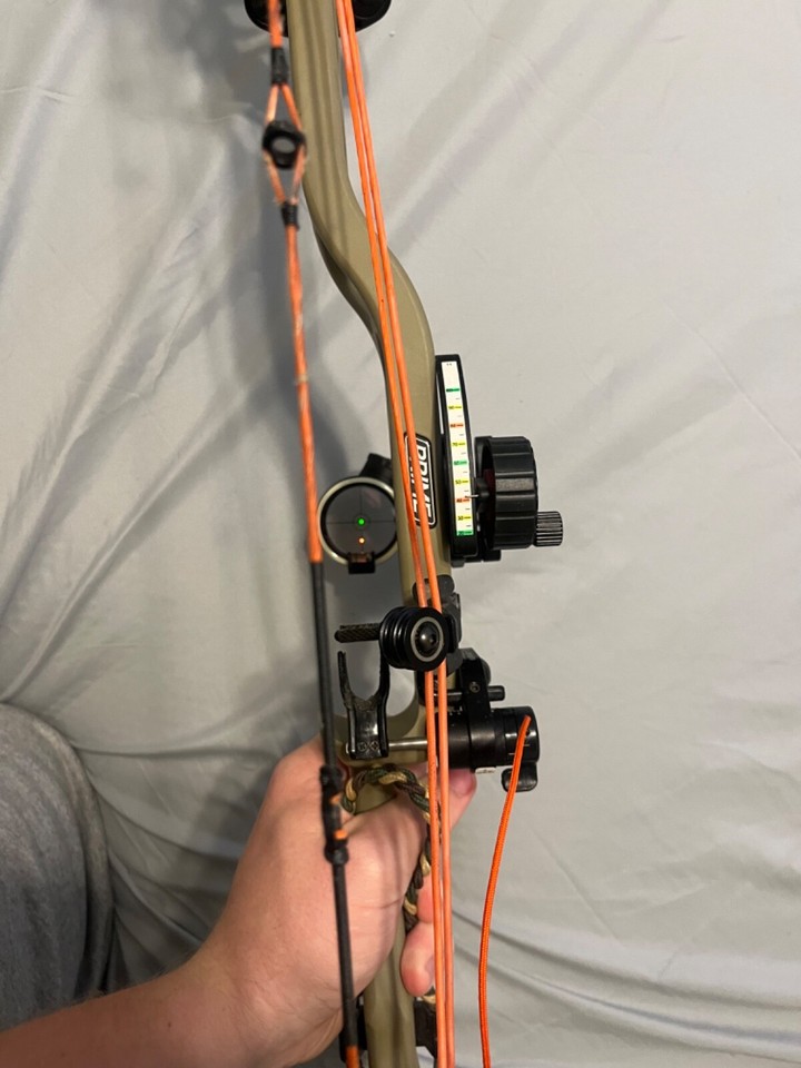 Prime CT9 Compound Bow w/ accesories | eBay