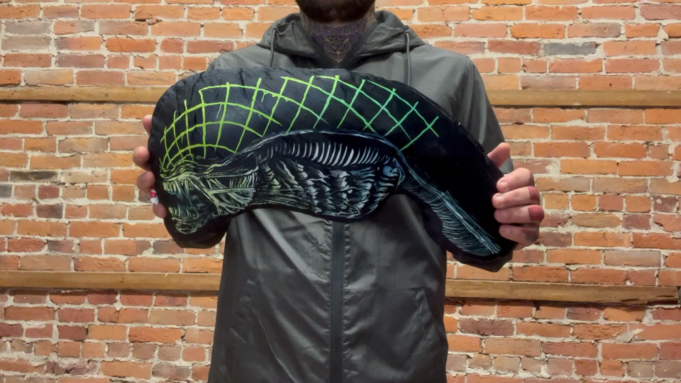 Plush Accent Throw Pillow Cushion Decor Xenomorph AVP Alien Predator ...