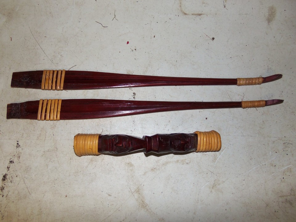 Vintage Break Down Wooden Indian Head Recurve Bow, W/ 20 Arrows ...