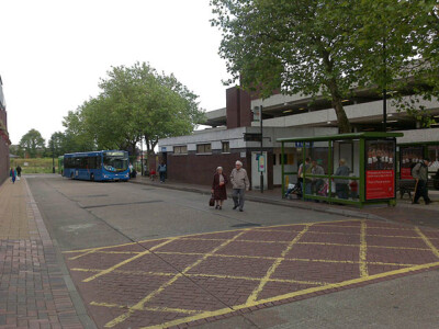 Photo 6x4 Beeston Bus Station Beeston/SK5236 The yellow-hatched red ...