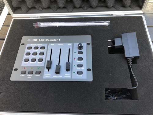 SHOWTEC LED OPERATOR 1 + FLIGHT CASE | eBay