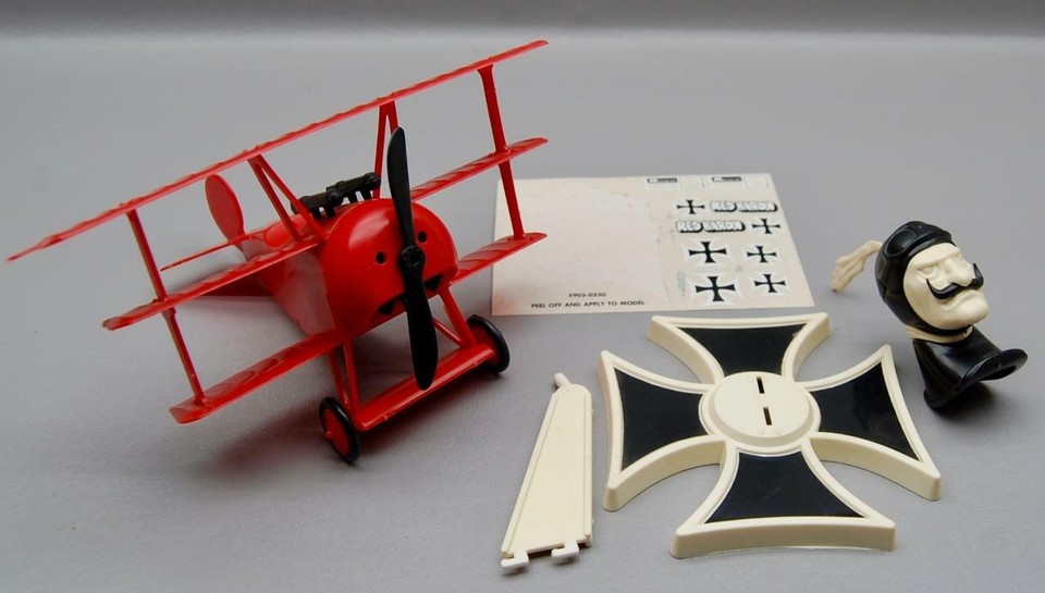 VINTAGE 1971 MATTEL MONOGRAM RED BARON FOKKER TRIPLANE SNAP-TITE MODEL ...