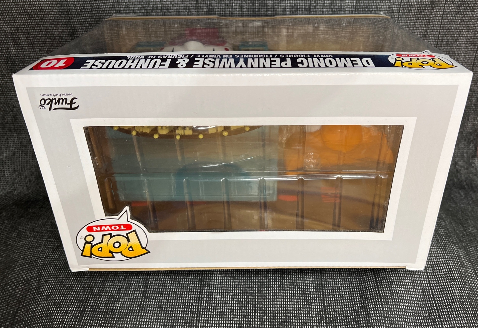 Funko POP! Movies IT: Chapter Two Demonic Pennywise & Funhouse #10 ...