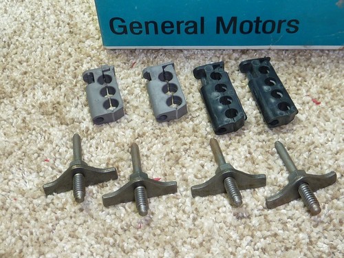 NOS 1967 1976 Buick V8 Valve cover spark plug wire retainers Looms bolt ...