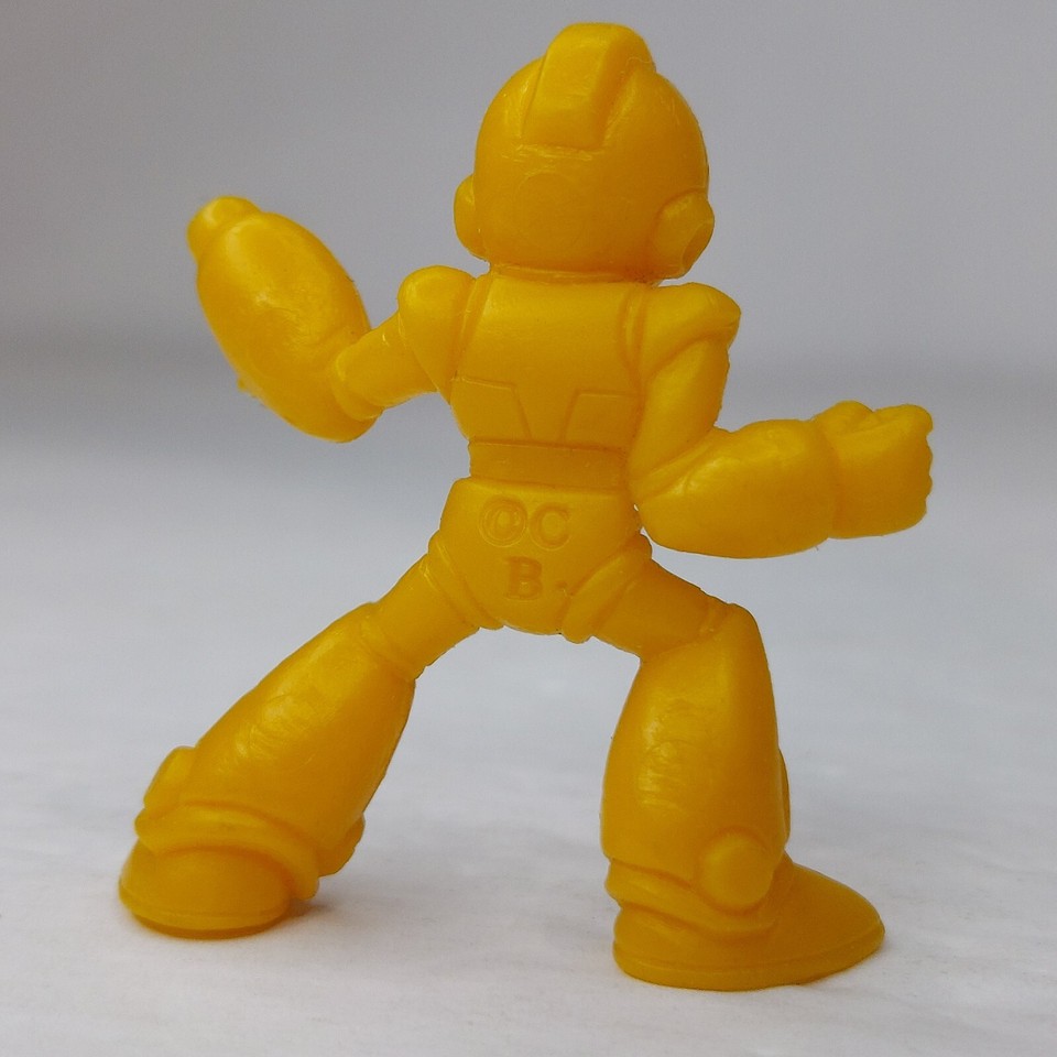 Mega Man Rockman 1.5" Mega Man Dark Yellow Rubber Keshi Mini Figure ...