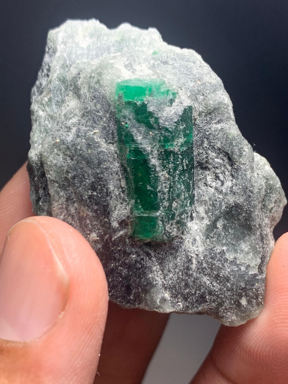 130 CT Beautifully Terminated Emerald Crystal Speciman from Swat ...