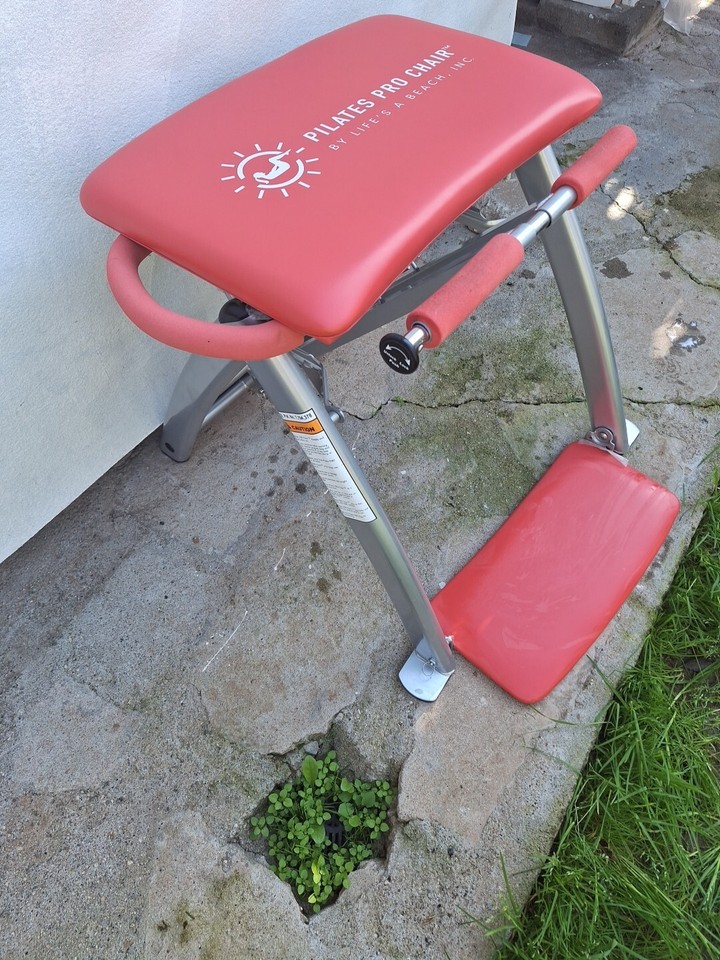 Life's A Beach Pilates Pro Chair Fulll Workout Machine- Good With ...