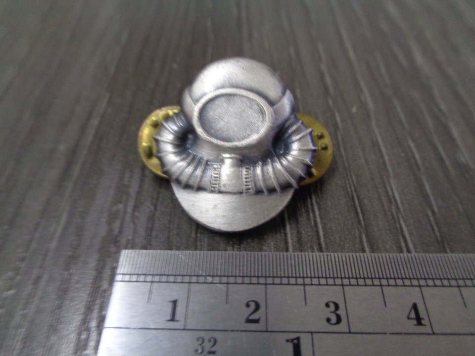 SCUBA DIVER US ARMY NAVY DIVER HELMET LAPEL PIN BADGE 1 INCH PEWTER | eBay