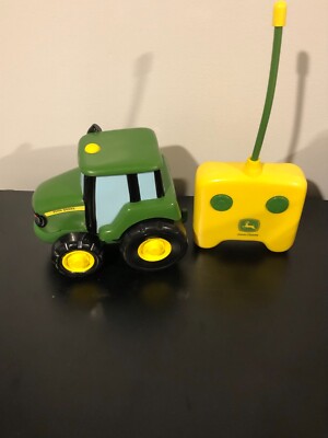 TOMY John Deere Remote Control Johnny Tractor Toy Green Working ...