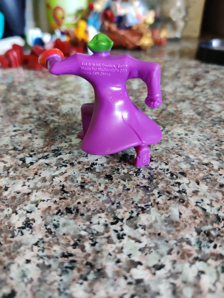 2011 BRAVE AND THE BOLD McDonald's JOKER Happy Meal Figures | eBay