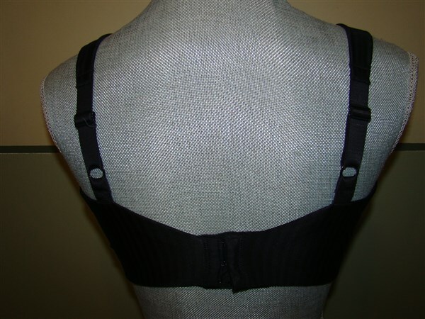 NEW Playtex Perfectly Smooth Underwire Bra 4747 42C Black #76331 | eBay