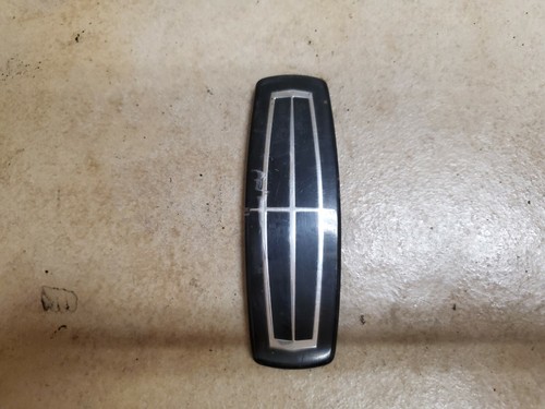 2000 2001 2002 2003 2004 2005 2006 LINCOLN LS GRILLE EMBLEM | eBay