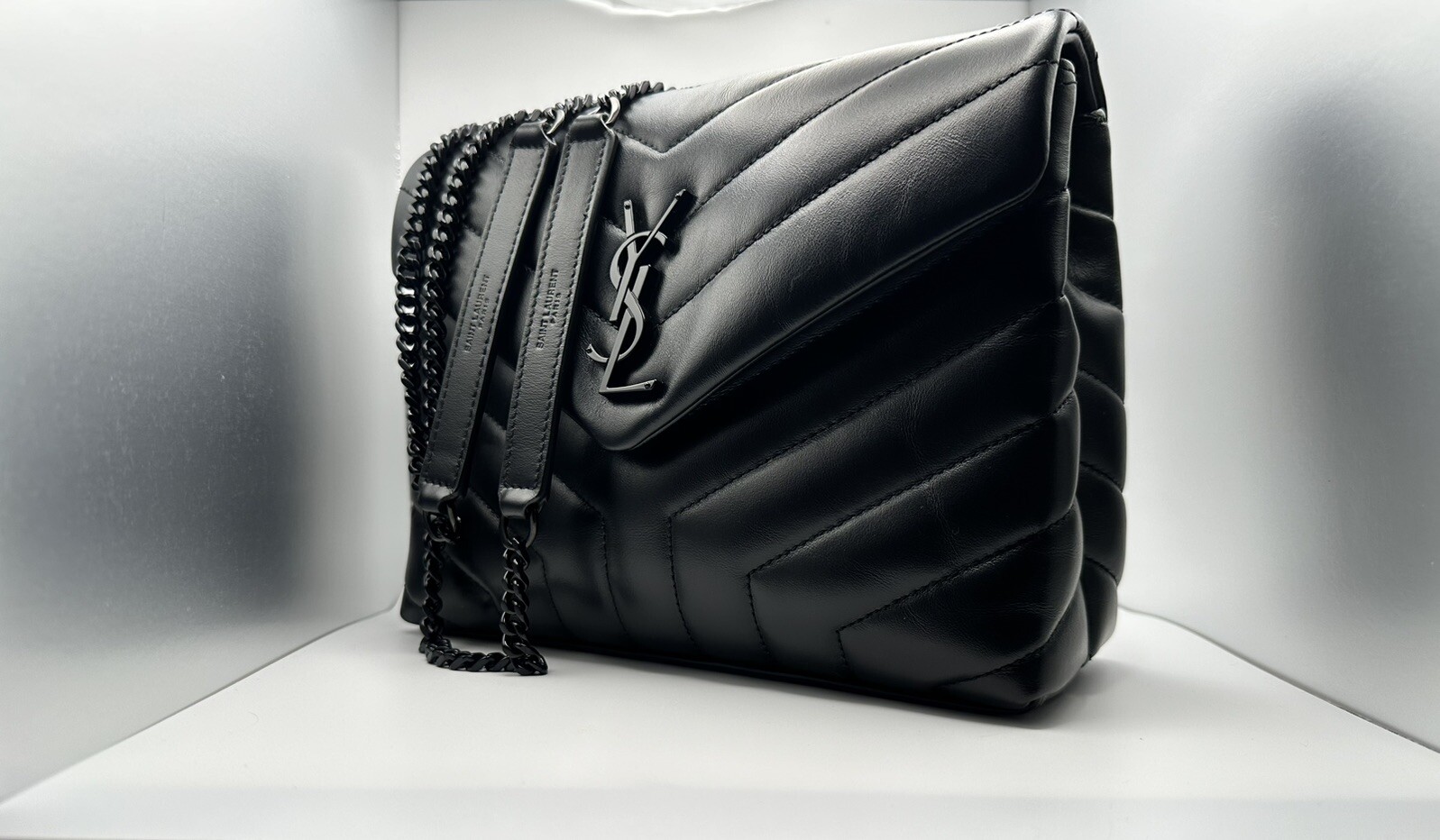 SAINT LAURENT LOULOU SMALL BAG YSL MONOGRAM "Y" MATE… - Gem