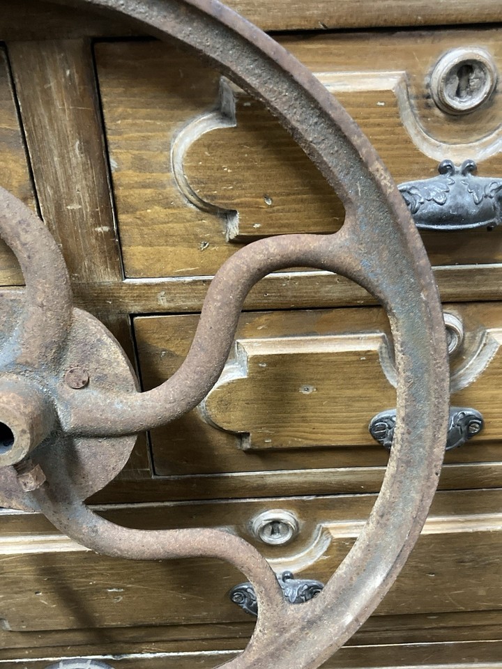 FLYWHEEL 17" + ratchet BLACKSMITH FORGE vintage cast iron steampunk ...