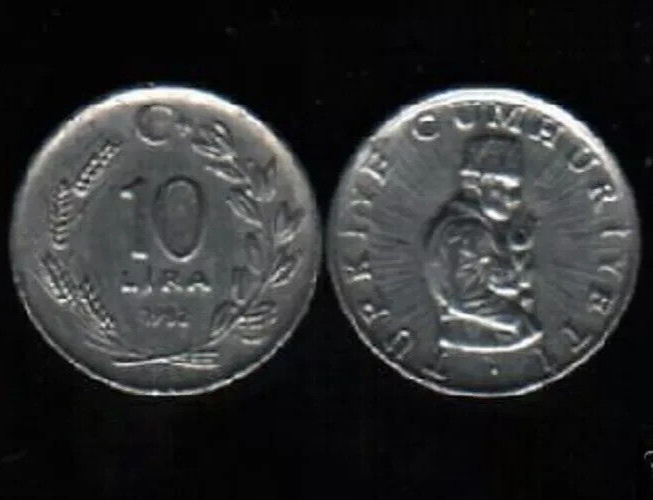 Turkey 10 LIRA KM-950 1982 x 1 Crescent at Right UNC World Currency ...