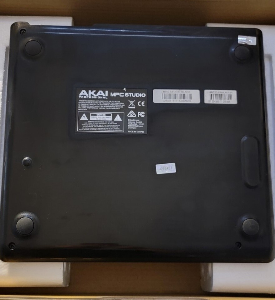 Akai Professional MPC Studio Black | Ultra-Portable MPC With MPC ...