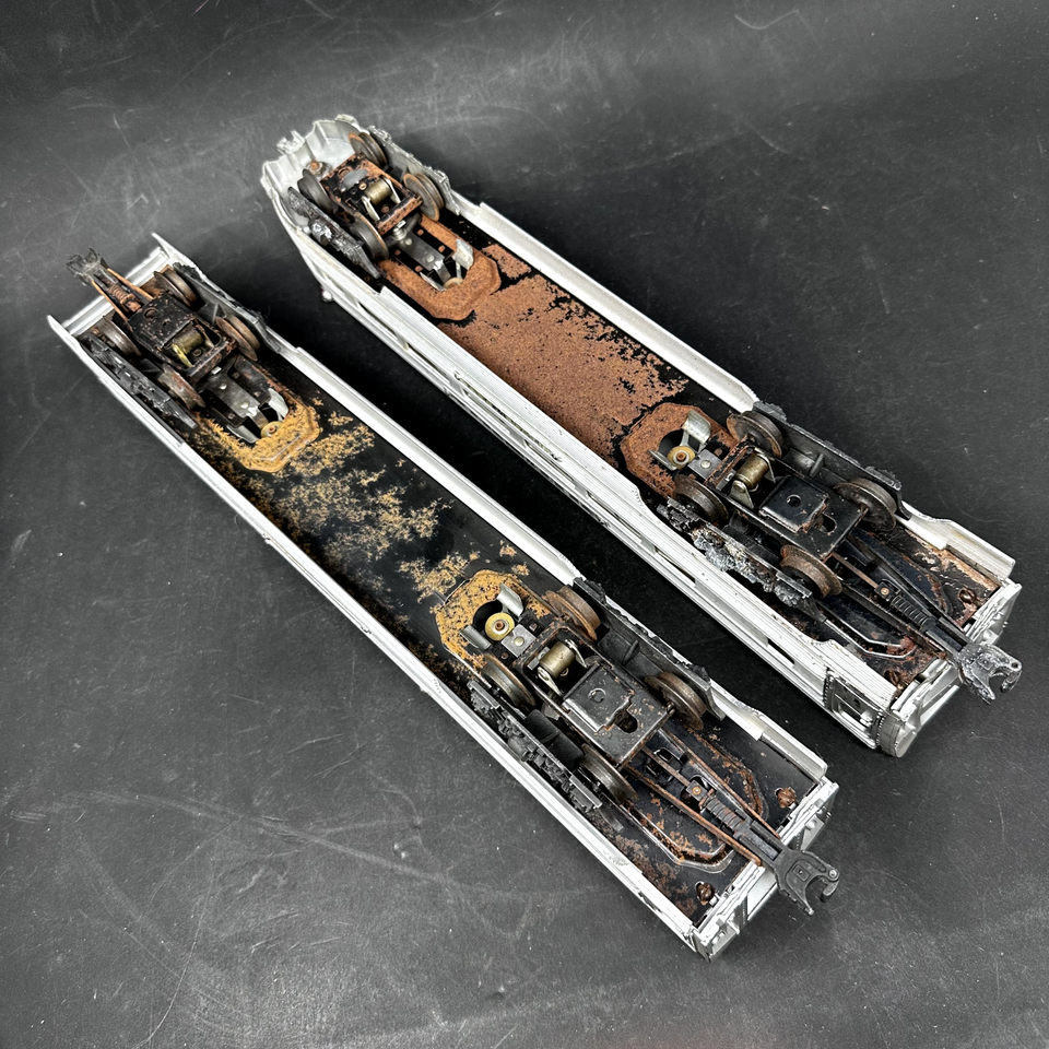 Original Lionel 2534 Silver Bluff - Dawn Pullman Cars Postwar Lot of 2 ...