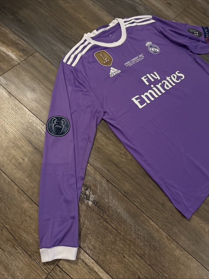 Cristiano Ronaldo Real Madrid 2016/17 Away Kit Purple Champions League ...