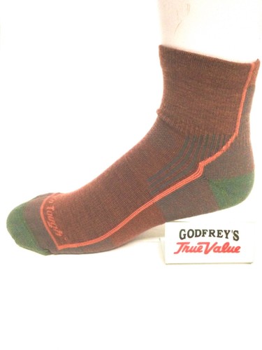 DARN TOUGH 1959 Chestnut Men's Hiker Quarter Midweight Hiking Sock ...