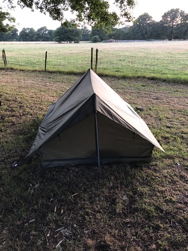 French Army Tent 2 Man Lightweight Waterproof Tent Complete With Pegs ...
