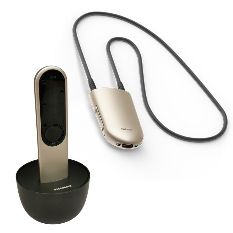 Phonak Roger On 3 Hearing Aid Microphone Transmitter and charger ...
