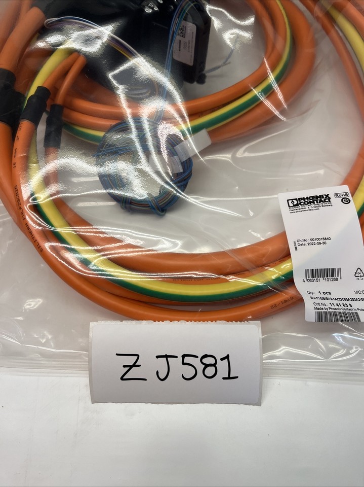 (NEW) Phoenix Contact 1141839 CCS Type 1 Vehicle Inlet EV Charging ...