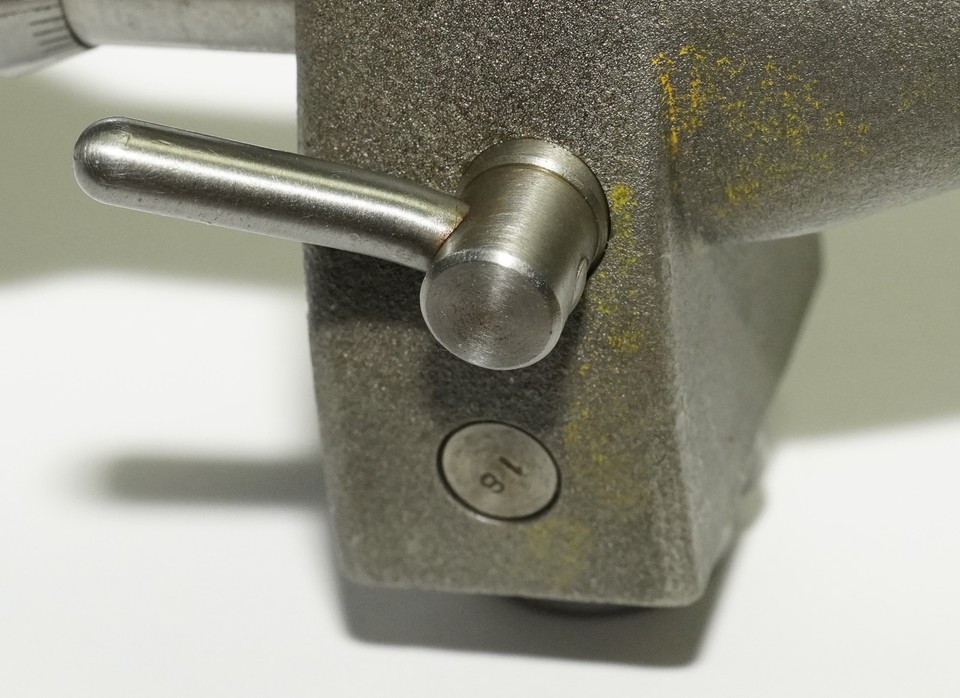 T-Slotted Table Micrometer No. 18 – Optical Comparator Base, Measuring ...