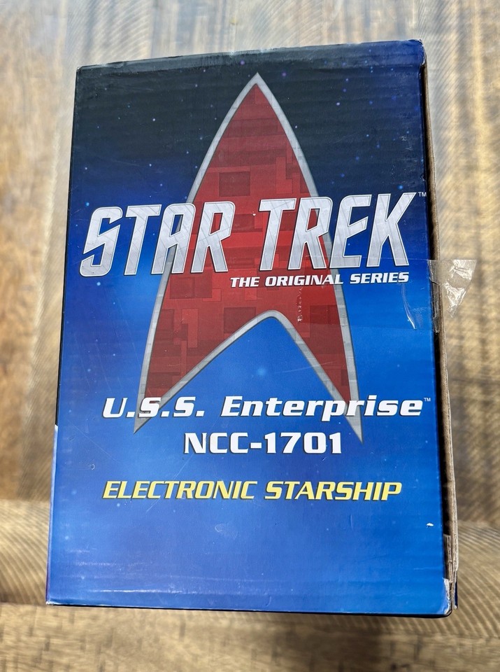 DIAMOND SELECT TOYS STAR TREK USS ENTERPRISE NCC-1701 Starship - HD ...
