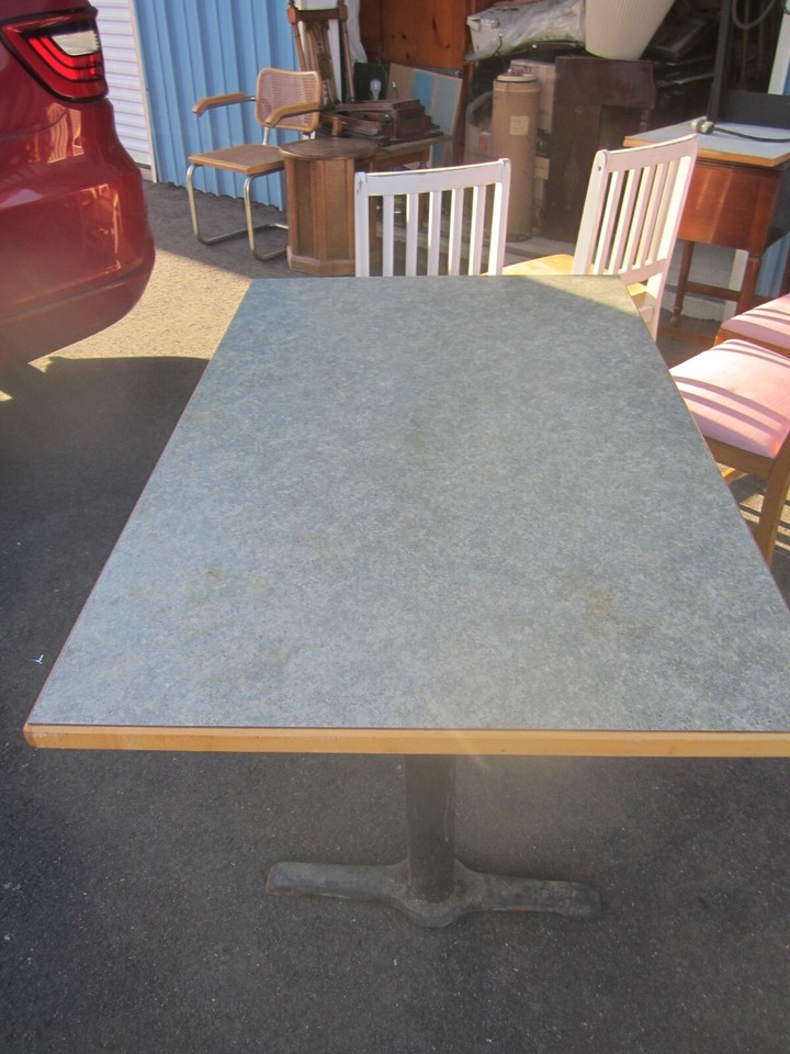 VTG FORMICA TABLE, W/METAL LEGS, KITCHEN TABLE, RESTAURANT STYLE | eBay