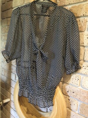 Hot Tempered Black And White Spot Shirt Sleeve Top - Size Medium | eBay ...