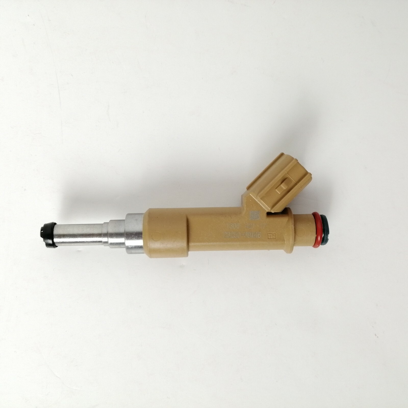 FOR TOYOTA PRIUS PLUS 1.8L FUEL INJECTOR 2ZR-FXE 23250-37010 23209 ...