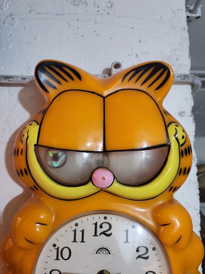 Garfield Pendulum Clock Rare Second Union Edition, 1970's, works and ...