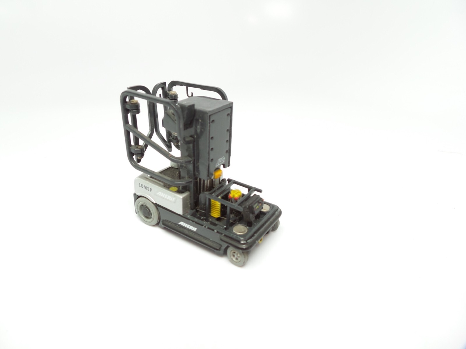 1/32 JLG Gear Diecast 10MSP Driveable Mobile Stock Picker 10MSP Lift ...