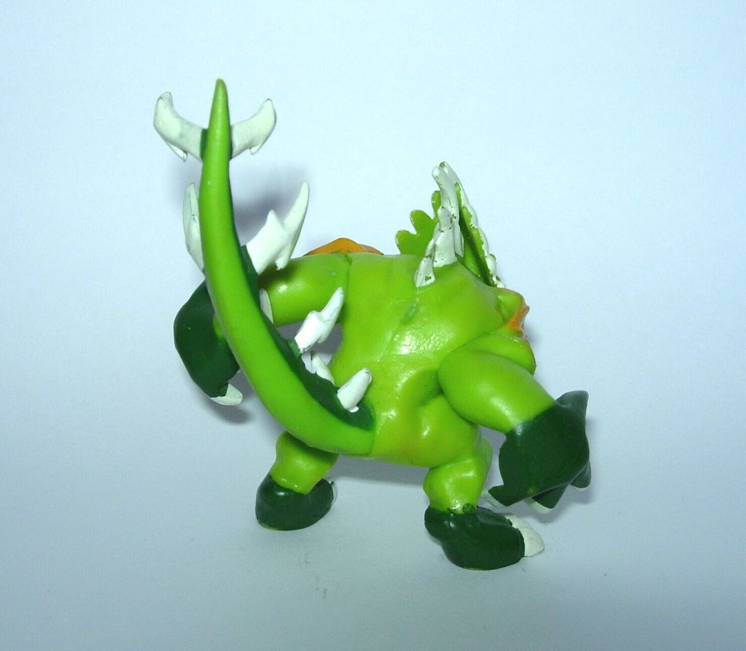 Figurine en caoutchouc Dark Icelion d'Invizimals Imc Toys | eBay