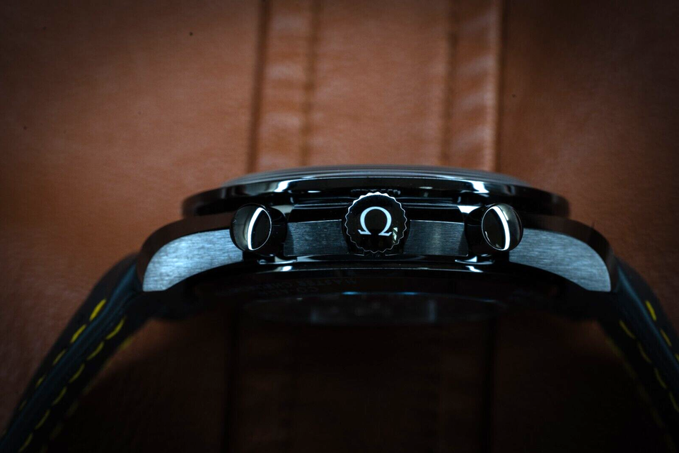 Omega Speedmaster Apollo 8 Dark Side of The Moon 310.92.44.50.01.001 ...