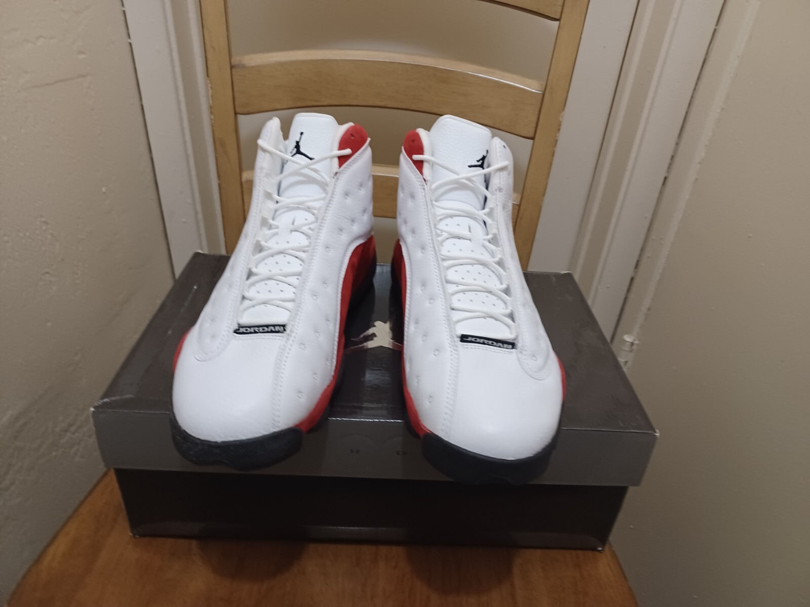 NIKE AIR JORDAN 13 XIII RETRO SZ 13.5 BRAND NEW AUTHENTIC RED/WHITE ...