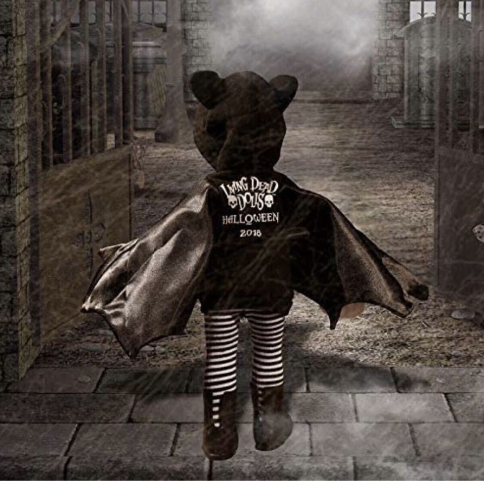 Rare Living Dead Dolls Vasper Horror Doll Figure Gothic Halloween | eBay