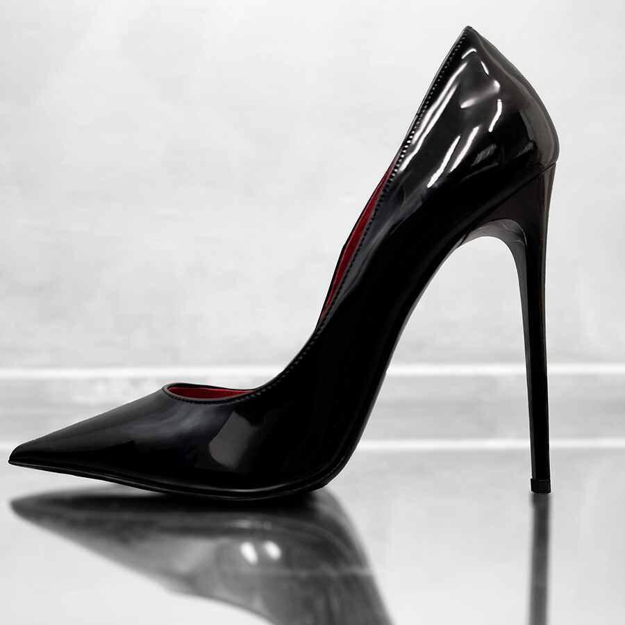 1969 Made in Italy Patent Leather High Heels Iconic Anouk Z50 Pumps ...