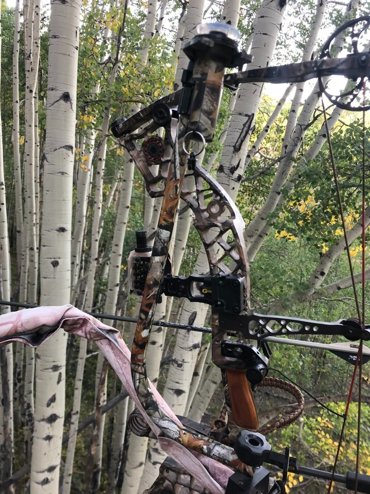 Tree Stand Bow Hanger Attaches to Square Tube Tree Stands Includes Gear ...