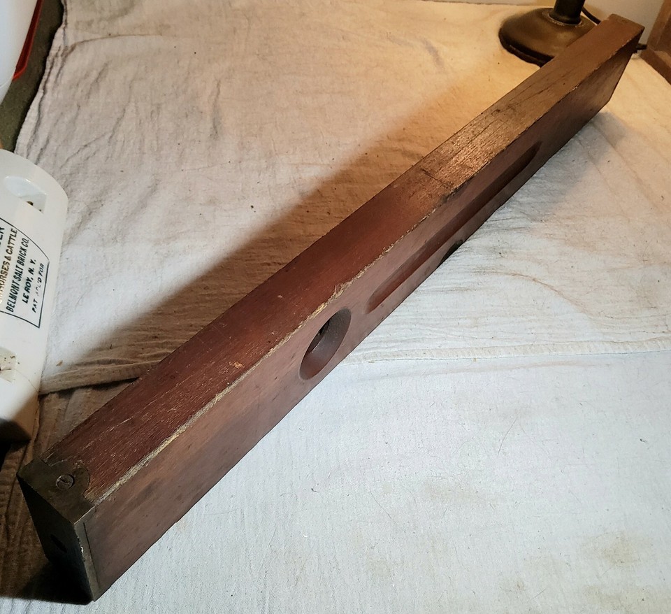 ANTIQUE 1896 STANLEY BRAND WOOD & BRASS LEVEL TOOL NO. 3 MEASURES 26 ...