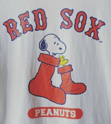 Vintage Peanuts X Red Sox cartoon short sleeve white color shirt ...