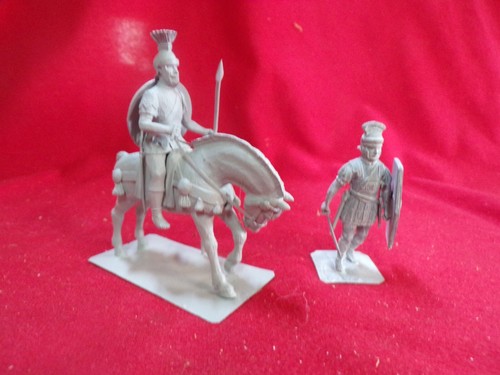 Stadden, Lasset, Roman cavalry auxiliary on horse, unpainted 54mm ...
