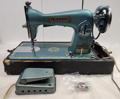 Vintage Morse Sewing Machine Deluxe 200 Model With Case( Missing ...
